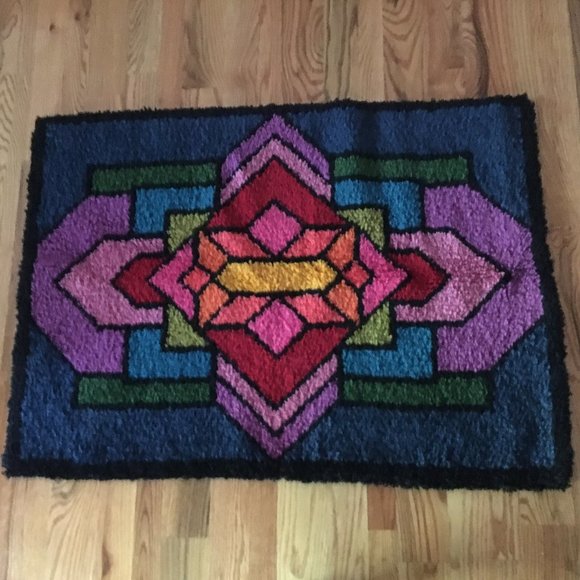 Hand Crafted | Wall Decor | Vtg Stained Glass Motif Wall Hangingrug ...